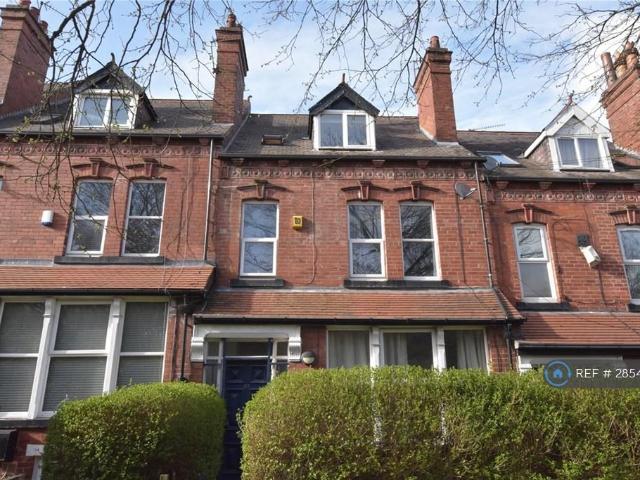 4 bedroom terraced house to rent