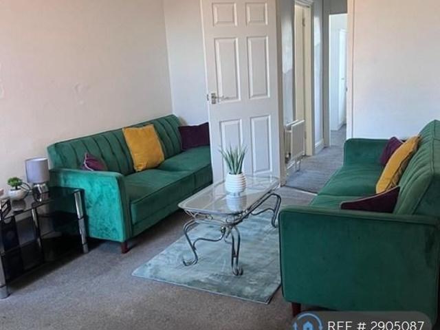 4 bedroom terraced house to rent