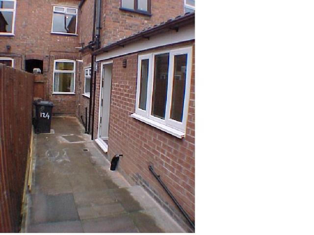 4 bedroom terraced house to rent