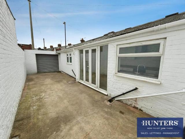4 bedroom terraced house to rent