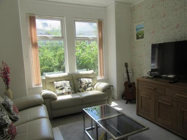 4 bedroom terraced house to rent