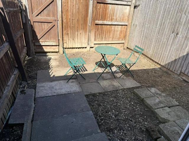 4 bedroom terraced house to rent