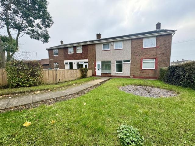 4 bedroom terraced house to rent