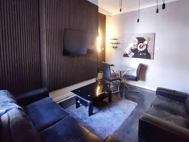 4 bedroom terraced house to rent