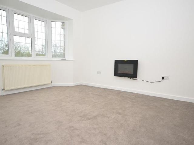 4 bedroom terraced house to rent