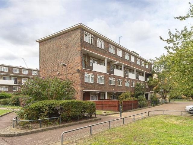 4 bedroom terraced house to rent