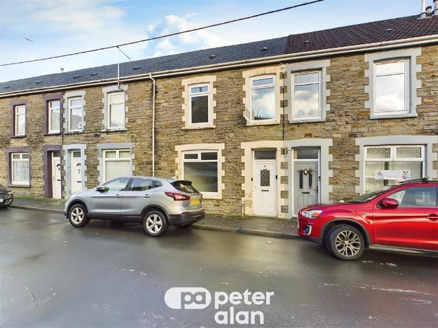 4 bedroom terraced house to rent