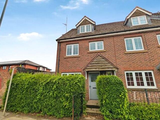 4 Bedroom Terraced House To Rent In Tuttle Hill, Nuneaton, Warwickshire, CV10