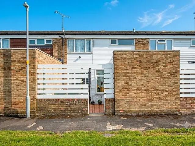 4 Bedroom Terraced House To Rent In Barnard Crescent, Aylesbury, Buckinghamshire, HP21