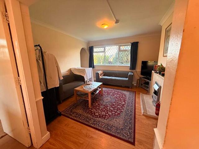 4 Bedroom Terraced House To Rent In Bed / Bath Student House – Middleton Boulevard, NG8