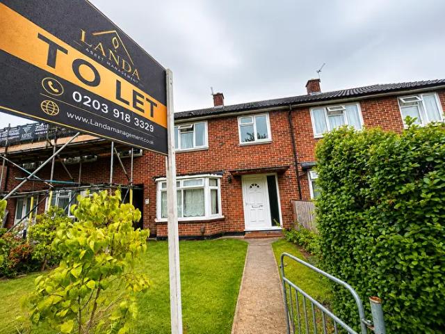 4 Bedroom Terraced House To Rent In Blackbird Leys Road, Oxford, OX4