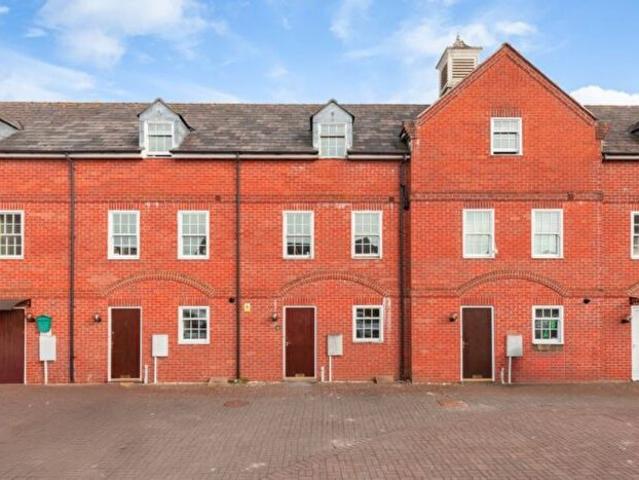 4 Bedroom Terraced House To Rent In Cherwell Wharf, Banbury, OX16