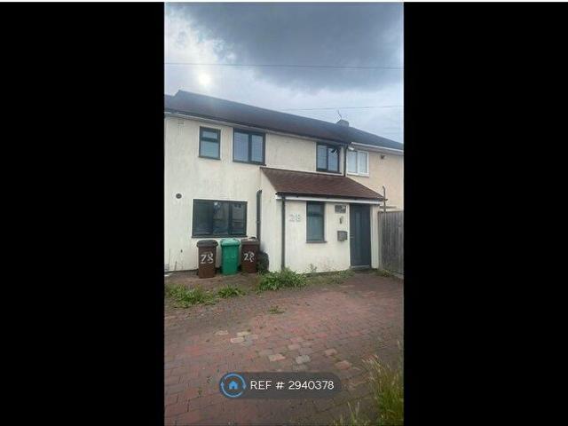 4 Bedroom Terraced House To Rent In Colesbourne Road, Nottingham, NG11