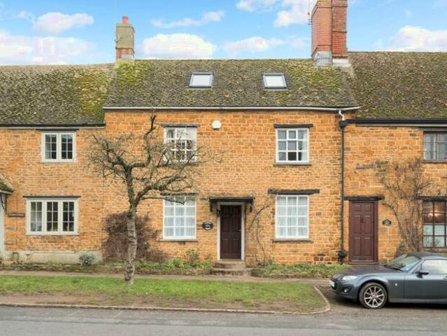 4 Bedroom Terraced House To Rent In High Street Deddington, OX15