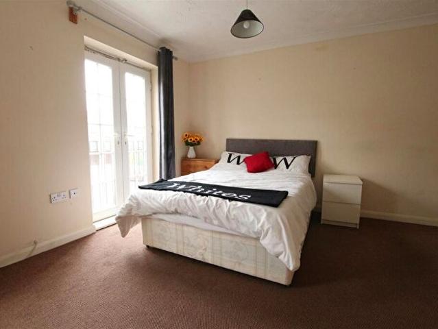 4 Bedroom Terraced House To Rent In Johnson Court, Northampton, NN4