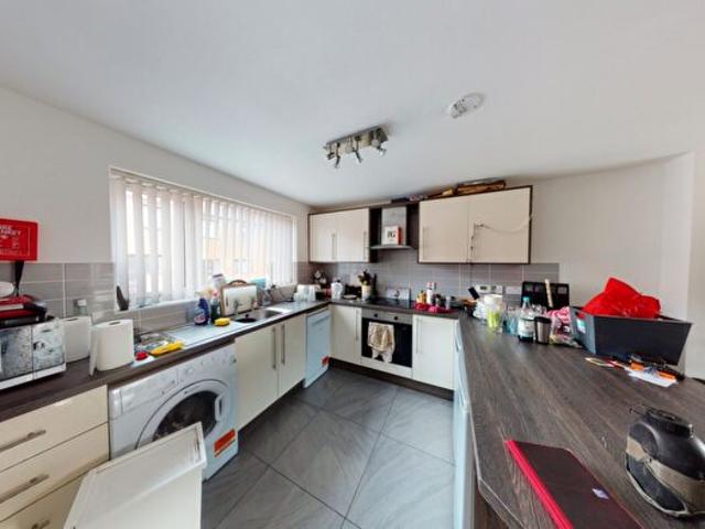 4 Bedroom Terraced House To Rent In Kilbourn Street, Nottingham, NG3