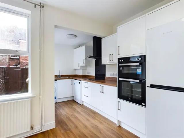 4 Bedroom Terraced House To Rent In Melrose Street, Nottingham, NG5