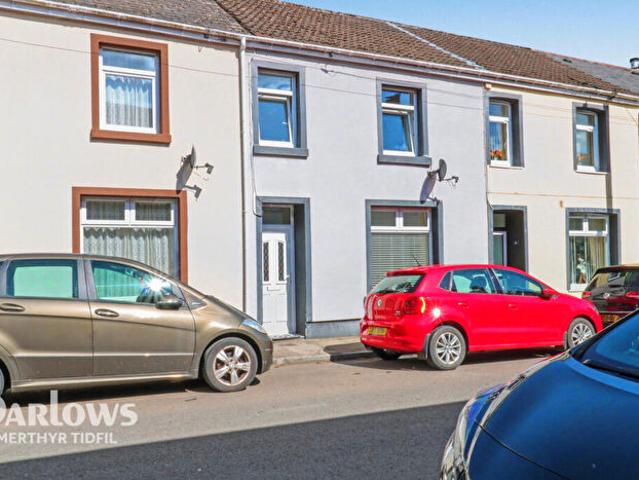 4 Bedroom Terraced House To Rent In Oakland Street, Bedlinog, CF46