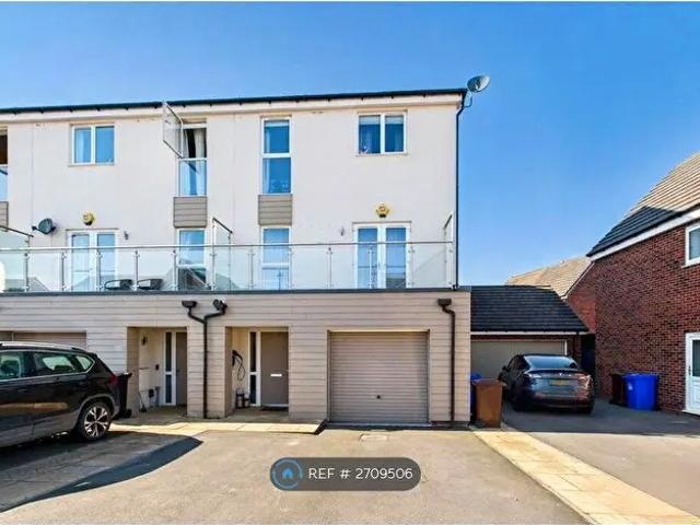 4 Bedroom Terraced House To Rent In Rowan Drive, Burton On Trent, DE14