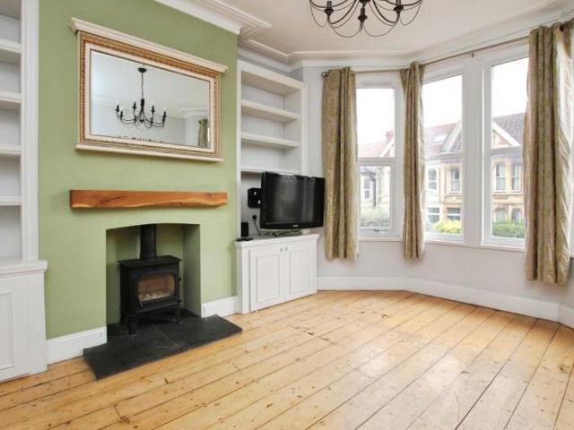 4 bedroom terraced to let, Westbury Park, Bristol | Ocean Estate Agents