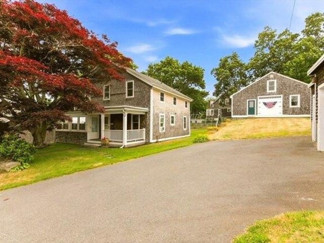 4 bedroom, Tiverton RI 02878 104330966