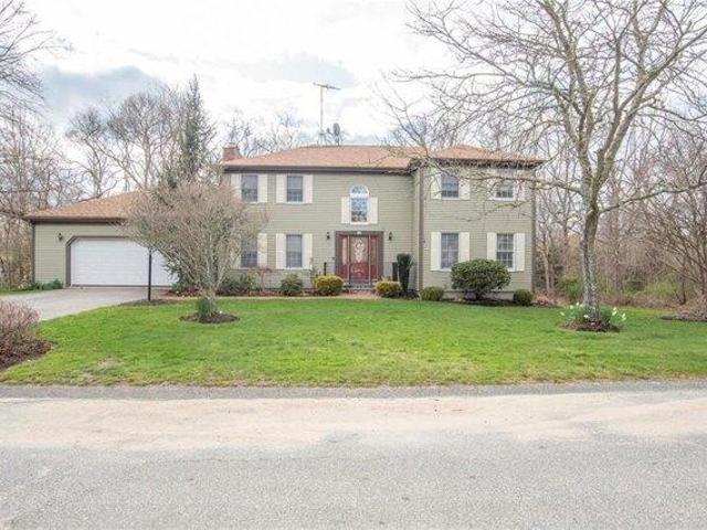 4 bedroom, Tiverton RI 02878 LS102284858