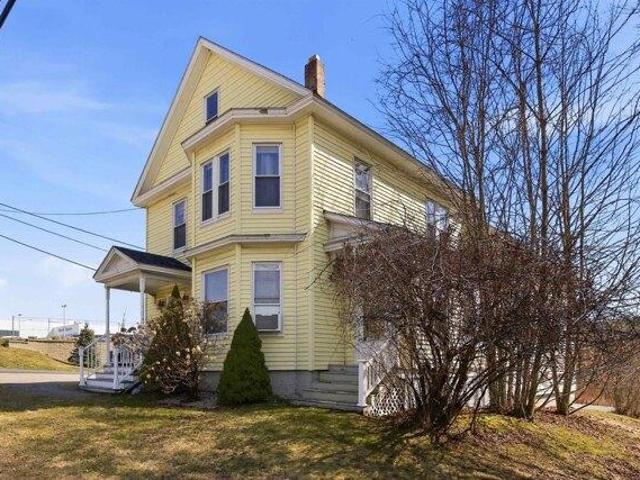 4 bedroom, Tilton NH 03276 LS102670608