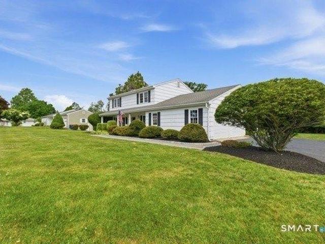 4 bedroom, Trumbull CT 06611 104076237