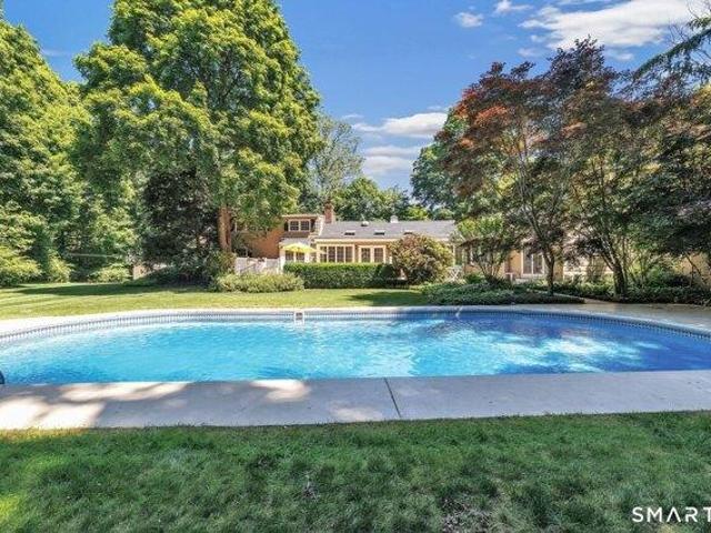 4 bedroom, Trumbull CT 06611 105113660