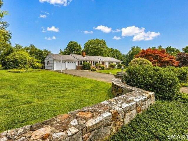 4 bedroom, Trumbull CT 06611 105140744