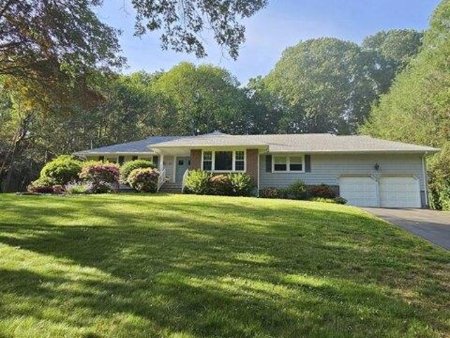 4 bedroom, Trumbull CT 06611 103100925