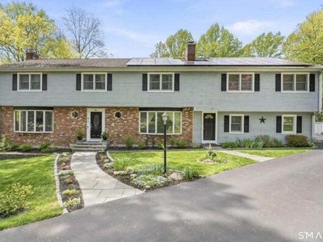 4 bedroom, Trumbull CT 06611 LS102281523