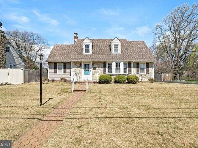 4 bedroom, Trenton NJ 08628 102528928