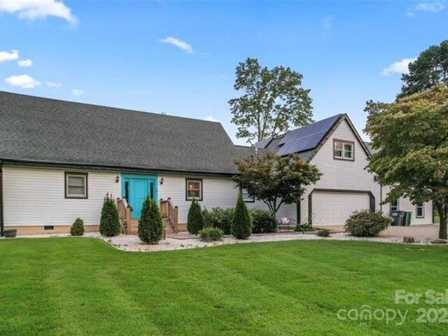 4 bedroom, Troutman NC 28166 LS96551755
