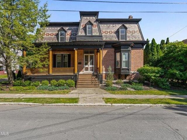 4 bedroom, Troy NY 12180 103600350