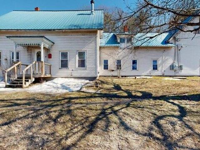 4 bedroom, Turner ME 04282 102583987