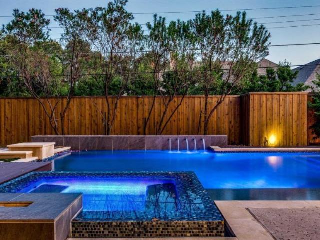 4 bedroom, Tx Tx 102552179
