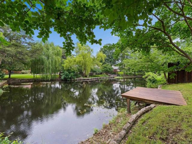 4 bedroom, Tx Tx 102552706
