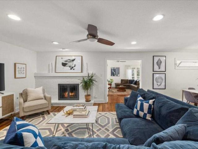 4 bedroom, Tx Tx 102552975