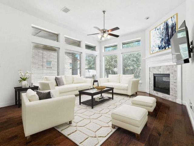 4 bedroom, Tx Tx 102553367