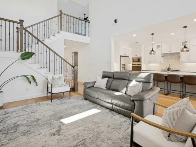 4 bedroom, Tx Tx 102588590