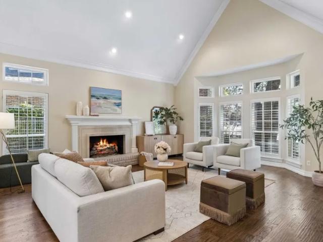 4 bedroom, Tx Tx 102701858