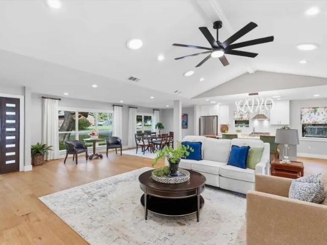 4 bedroom, Tx Tx 102701860