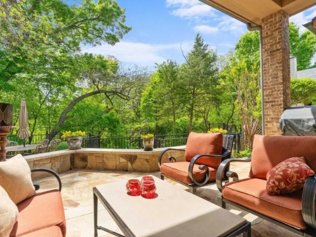 4 bedroom, Tx Tx 102701908