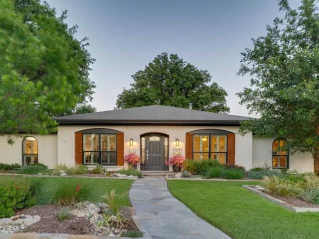 4 bedroom, Tx Tx 102701958