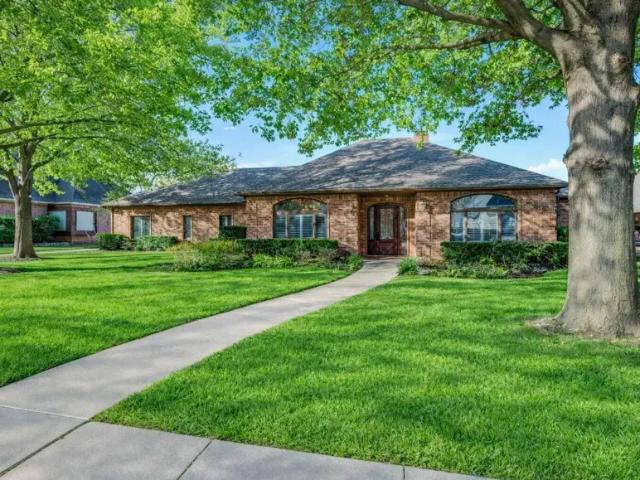 4 bedroom, Tx Tx 102701952
