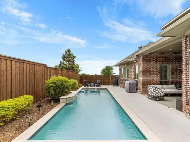 4 bedroom, Tx Tx 102702009