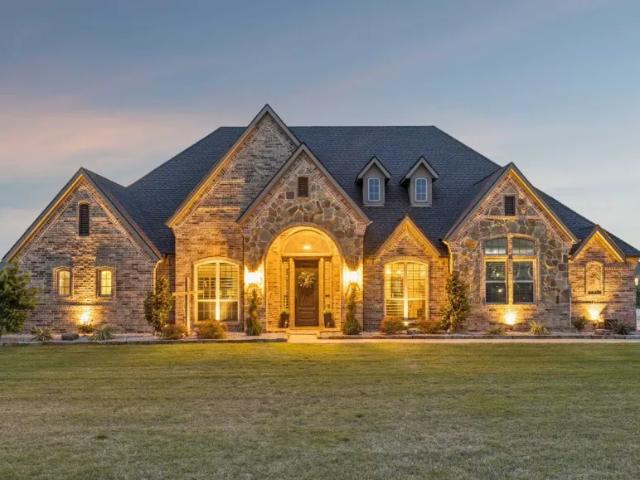 4 bedroom, Tx Tx 102702096