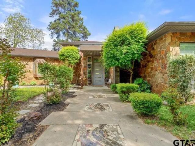 4 bedroom, Tx Tx 102702194
