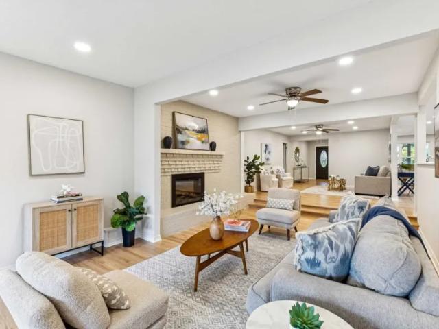 4 bedroom, Tx Tx 102702355